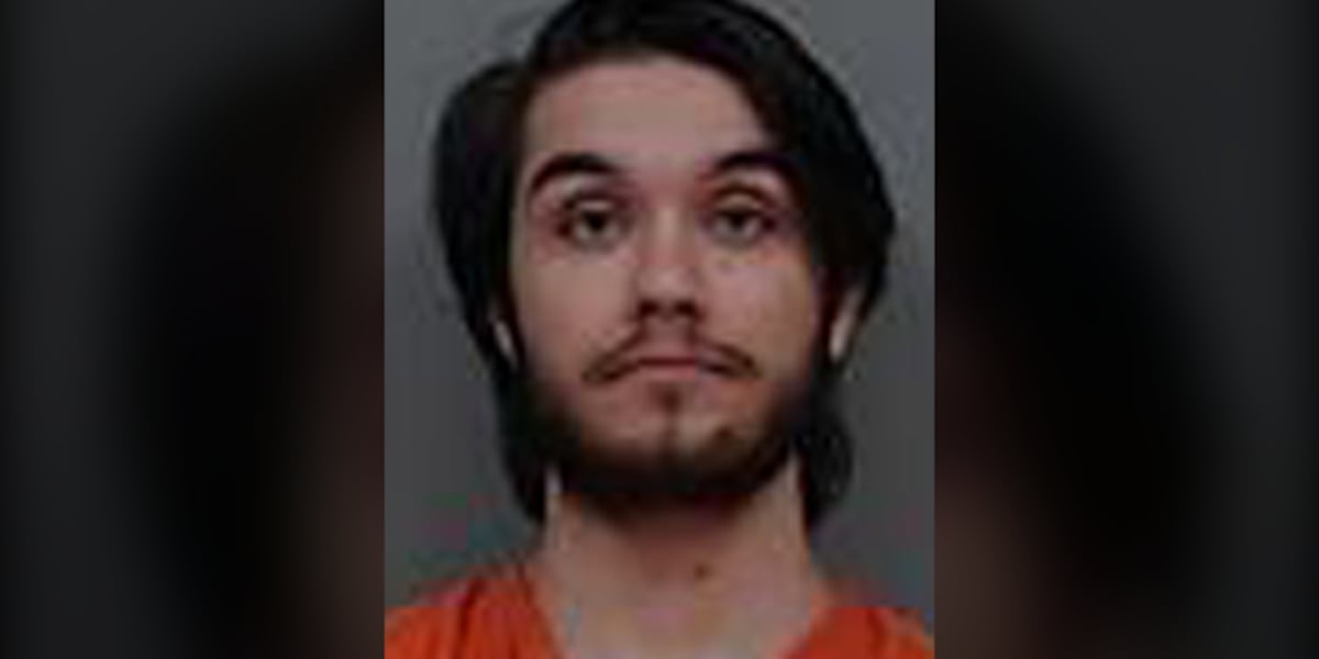 Cedar Rapids man charged after allegedly breaking baby’s leg and ribs Cedar Rapids man charged after allegedly breaking baby’s leg and ribs